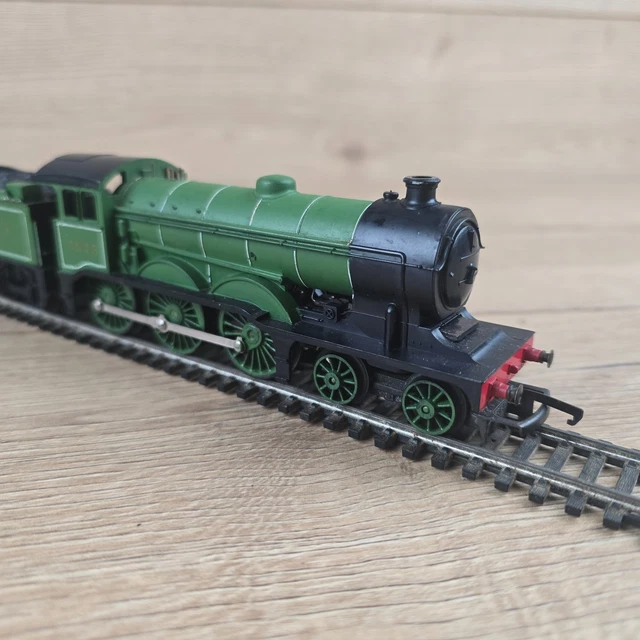 TRIANG R150 LNER Class B12 Steam Locomotive & Tender Overpainted ...