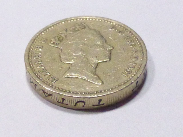 1991 £1 ONE Pound Coin Queen Elizabeth ll "Decus Et Tutamen Error ...