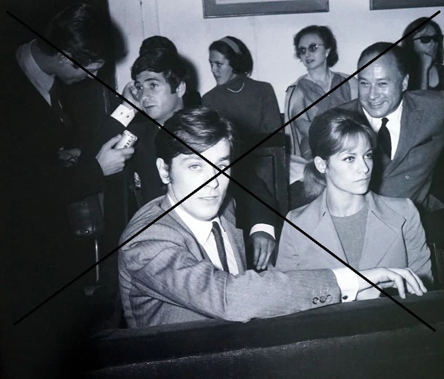 PHOTO DE ALAIN Delon Nathalie Delon EUR 6,90 - PicClick FR PHOTO DE ALAIN Delon Nathalie Delon EUR 6,90 - PicClick FR