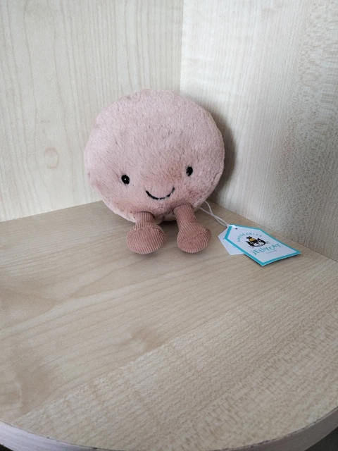 JELLYCAT AMUSEABLES MACAROON...MONA Macaron..with Tags..uk Seller..free ...