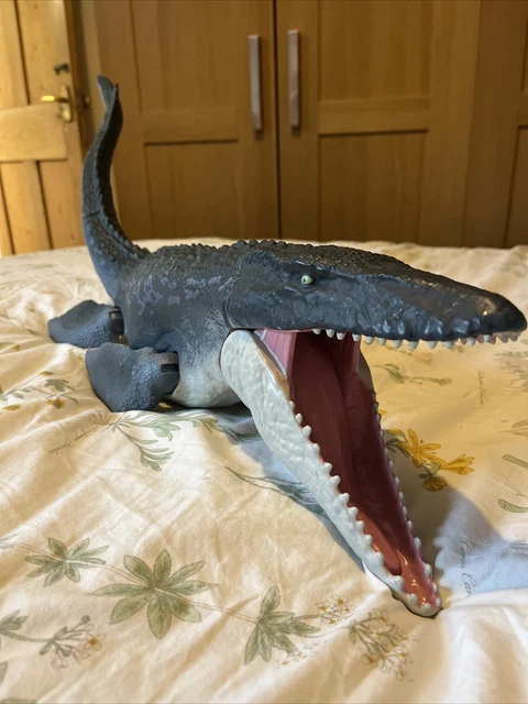 JURASSIC WORLD SUPER Colossal Mosasaurus Action Figure Huge Moving ...