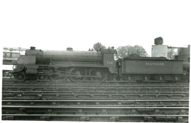 RAILWAY PHOTO BR ex-SR N15 King Arthur Class 4-6-0 No 30746 PENDRAGON £ ...