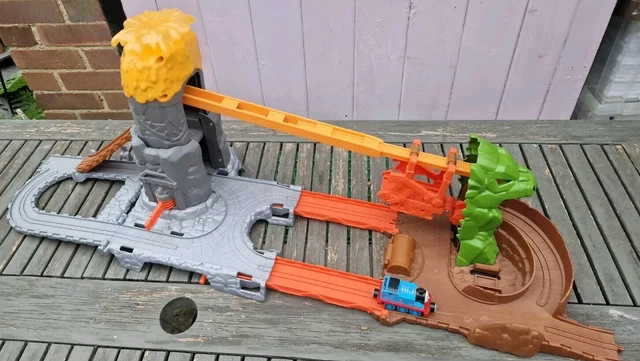 THOMAS & FRIENDS Take-n-Play Daring Dragon Drop Train Set Toy - Playset ...