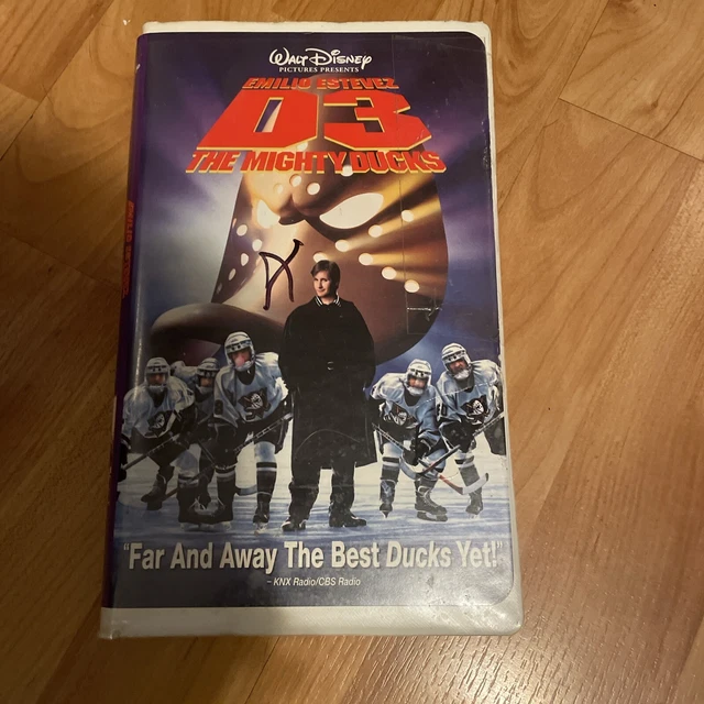 WALT DISNEY D3 The Mighty Ducks VHS Video Emilio Estevez $6.00 ...