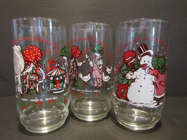 Holly Hobbie And Robby~coca Cola~12 Days Of Christmas~glasses~1979