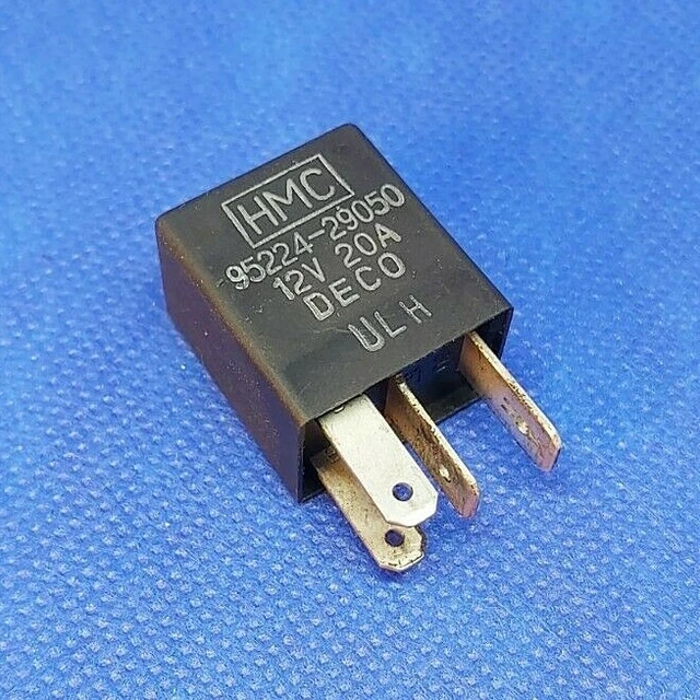 KIA HYUNDAI 4-PIN Black Relay Omron Deco HMC 95224-29050 12V 20A £4.80 ...