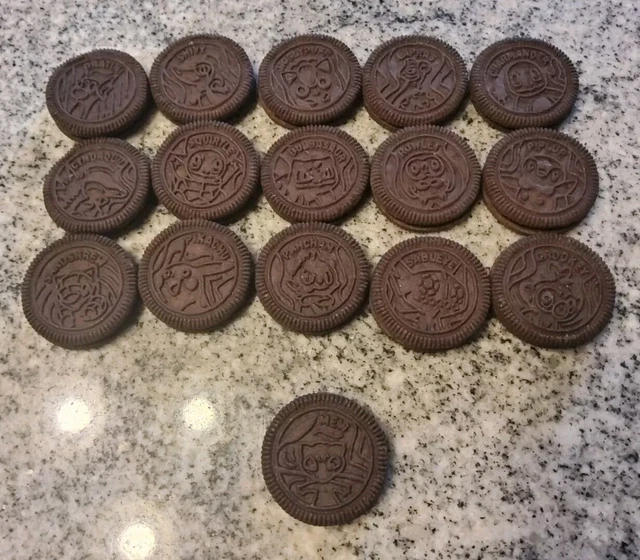 OREO POKÉMON CHOCOLATE Sandwich Cookie, Limited Edition Asia Mew RARE ...