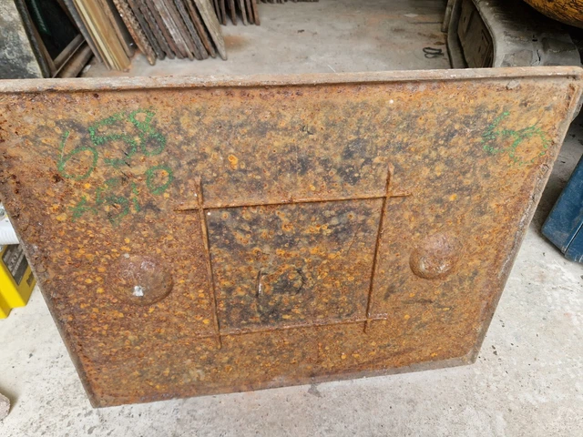 CAST IRON MANHOLE Drain Cover & Frame 660mm x mm Inspection Lid Free P ...