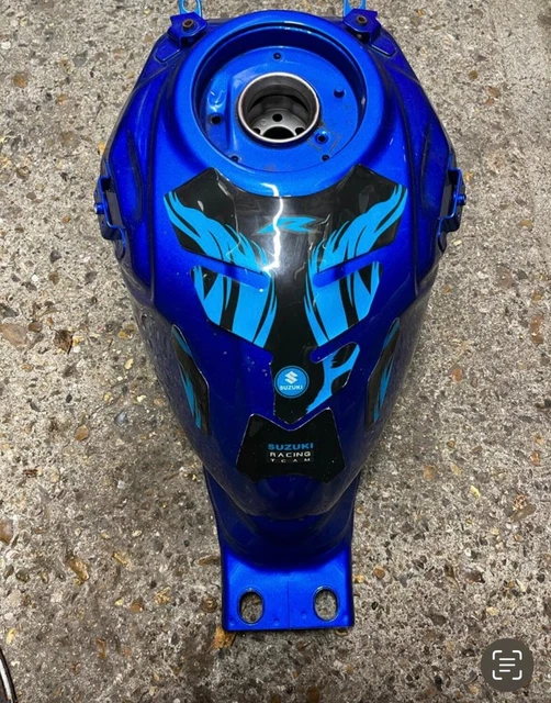 USED GENUINE SUZUKI Gsxr Gsxs 125 Gsx-R125 Gsx-S125 Fuel Petrol Tank ...