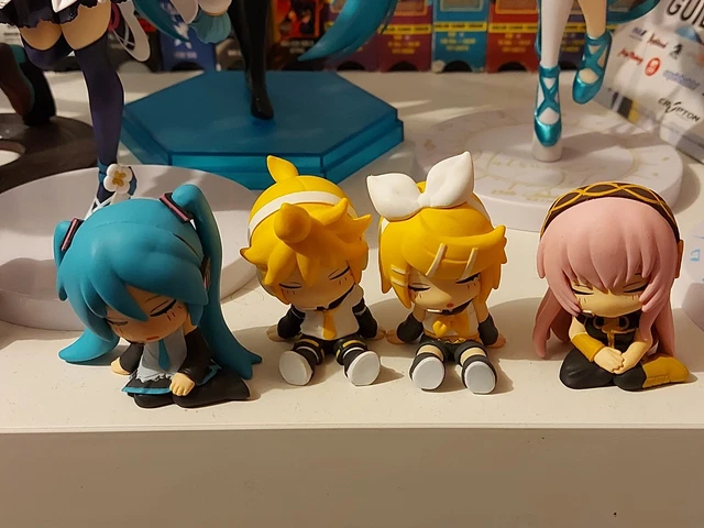 VOCALOID FIGURE SHOULDER Pound Gacha Gacha Hatsune Miku Rin Len Luka ...