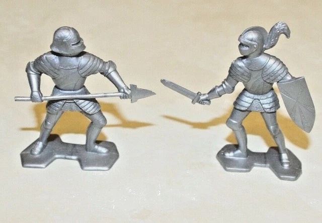 VINTAGE MARX 1965 Plastic Knights In Armor Fighting Play Set Figures 2¼ ...
