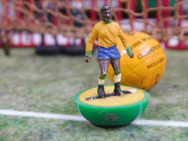 VINTAGE 1970S SUBBUTEO - CLASSIC HEAVYWEIGHT SPARE - BRAZIL #50 HW £2. ...