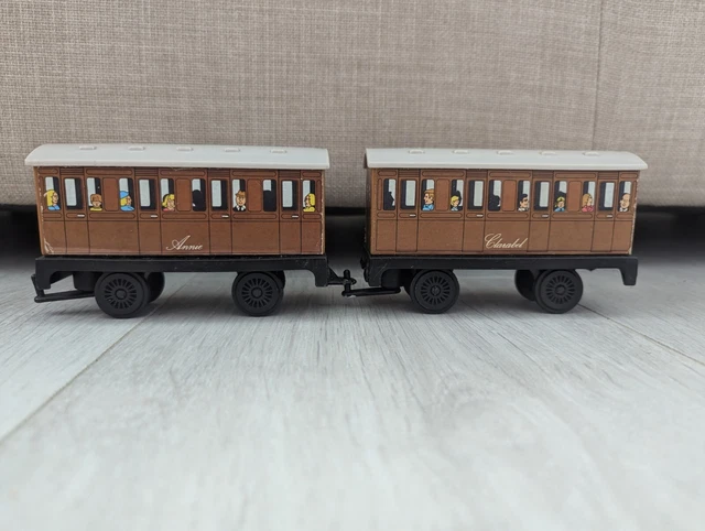 THOMAS THE TANK ENGINE: ANNIE & CLARABEL, 1984, merit, MIB £3.00 ...
