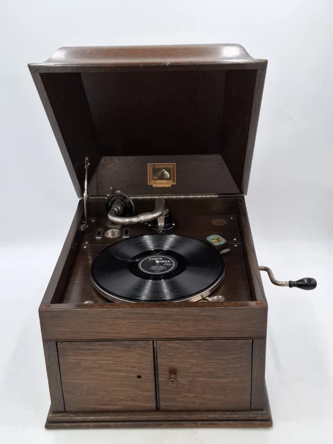 HIS MASTERS VOICE Gramophone Model 109 HMV Wind Up Oak Cased Table Top ...