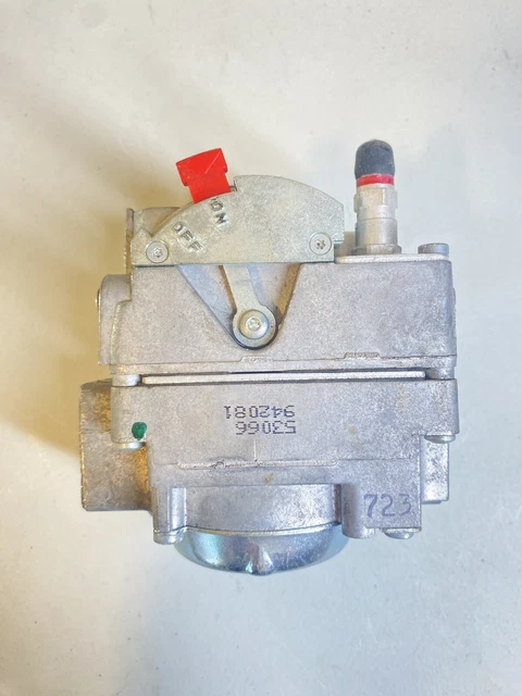 LENNOX PULSE FURNACE Lb-591 Robertshaw 7200Der Cp Gas Valve 7C1-C6F-019 ...