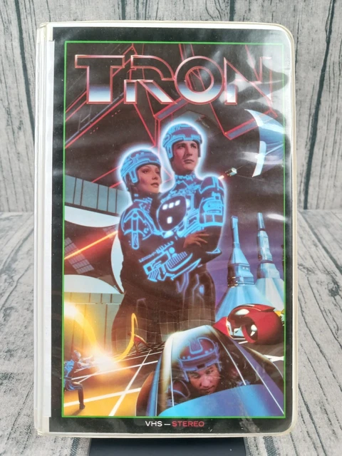 TRON (VHS, 1982, Walt Disney Home Video, Clamshell) Pre-Owned ...
