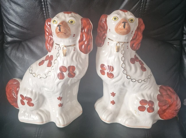 ANTIQUE STAFFORDSHIRE LARGE Pair Dogs By Arthur Wood England 4561 £78. ...