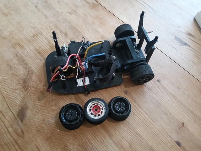 KAMTEC RELIANT ROLLING chassis. 1/12 £42.30 - PicClick UK