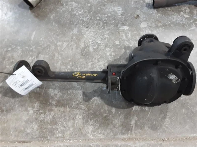 2004-2005 FORD F150 Front Differential Carrier Assembly 3.73 Ratio OEM ...