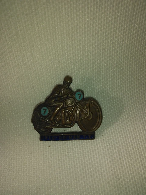 ISLE OF MAN tt pin badge early collectable £12.53 - PicClick UK
