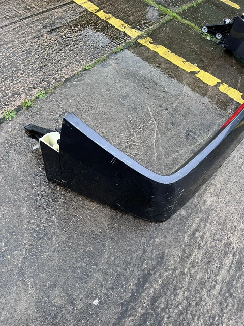 FORD RANGER LOAD bed liner and rear spoiler £50.00 - PicClick UK