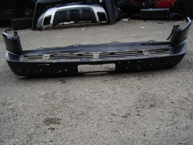 LAND ROVER DISCOVERY 4 L319 Genuine Rear Bumper Read Ad Carefully Look ...