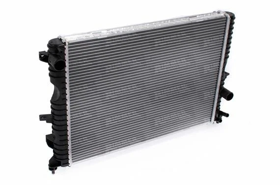 LAND ROVER DEFENDER TD5 COOLANT RADIATOR 2002 - 2006 PCC001020 £135.50 ...