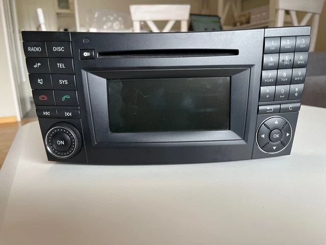 ORIGINAL MERCEDES W211 Autoradio Audio 20 Bluetooth, MP3 und 6-fach CD ...