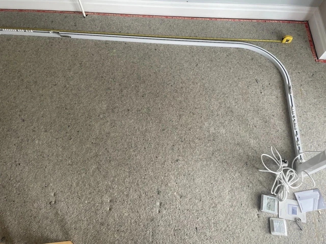 SILENTGLISS MOTORISED CURTAIN Rail For Bay Window/corner £208.68 ...
