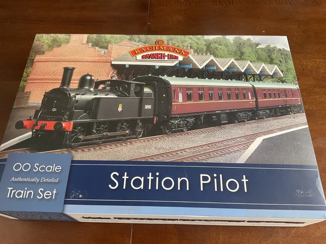 BACHMANN OO GAUGE Station Pilot Train Set Plus Track Mat Job Lot £135. ...