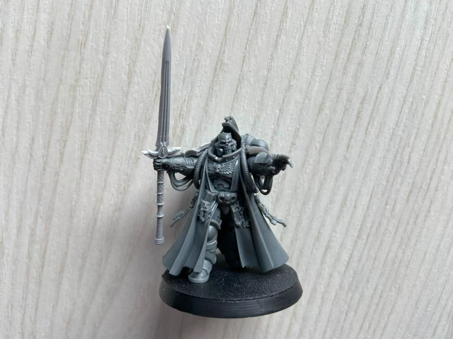 WARHAMMER 40K - Primaris Space Marines - Flesh Tearers - Librarian ...