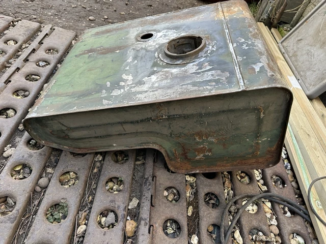 ORIGINAL WW2 WILLYS MB Ford GPW Fuel Tank £200.00 - PicClick UK
