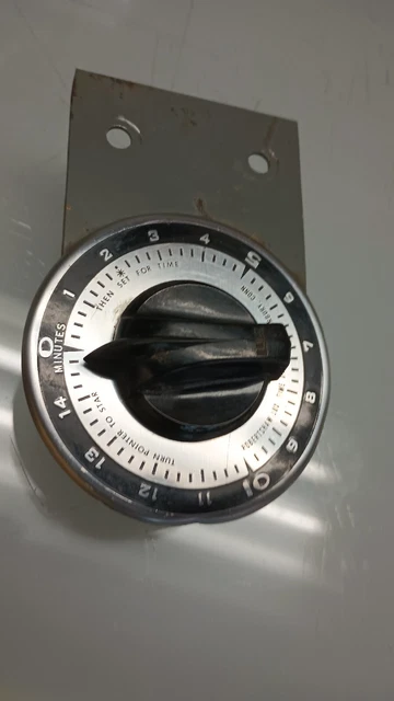 VINTAGE METAL Timer with Working Buzzer Minute Meter Robertshaw Lux ...