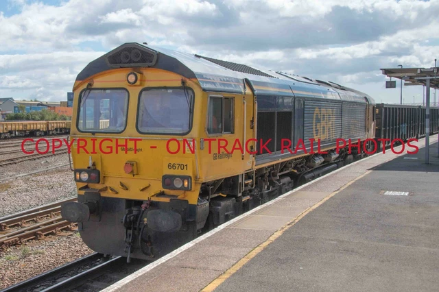 UK RAILWAY PHOTOGRAPH Of Class 66 66701. Rm66-1146 £1.70 - PicClick UK