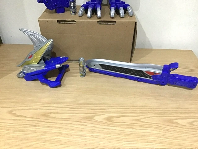 POWER RANGERS DX Blue Dino Charge Spinosaurus Megazord + Morphers ...