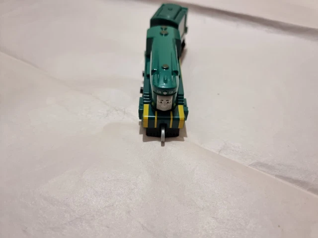 THOMAS THE TANK Engine & Friends TRACKMASTER PUSH ALONG TRAIN SHANE ...