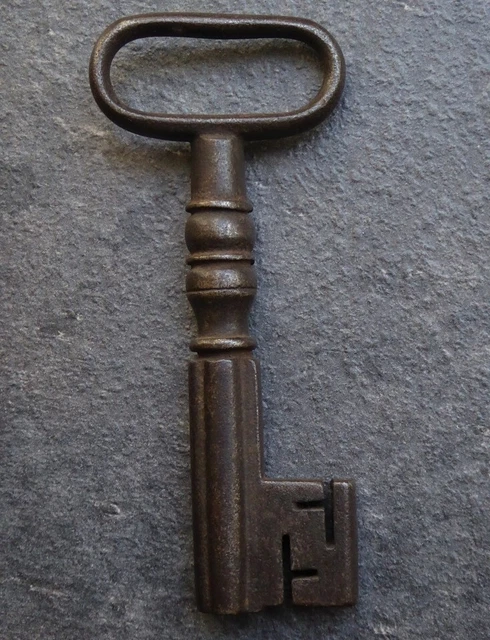 BELLE CLEF DE Coffre XVIIIe siècle en Fer Forgé Clé Schlüssel Antique ...