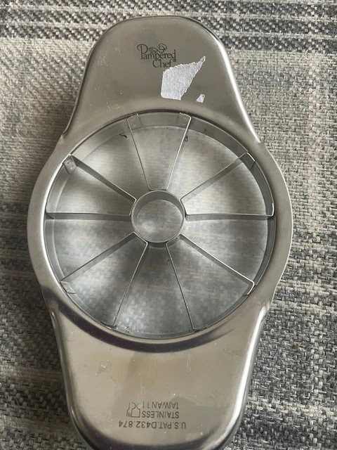 PAMPERED CHEF STAINLESS Steel Apple Cutter Slicer Wedger with Cover £4. ...