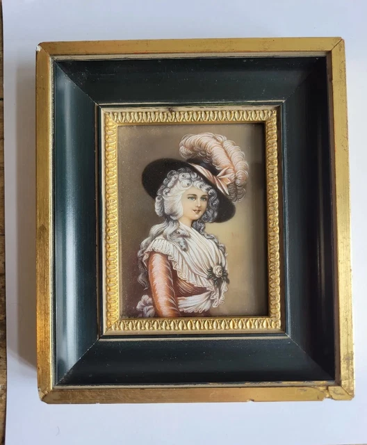 ANCIENNE PEINTURE MINIATURE portrait Femme au chapeau signé HIL cadre ...