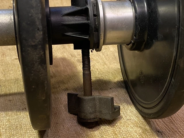 2004 ARCTIC CAT Firecat Sabercat 600 700 Rear Axle Forth Wheel Kit Red ...