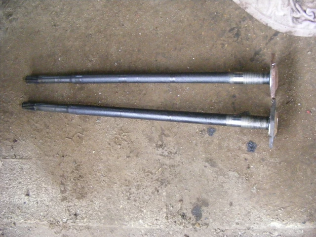 FORD SIERRA P100 TRUCK ATLAS AXLE Pair Of 16 SPLINE Half Shafts Road ...