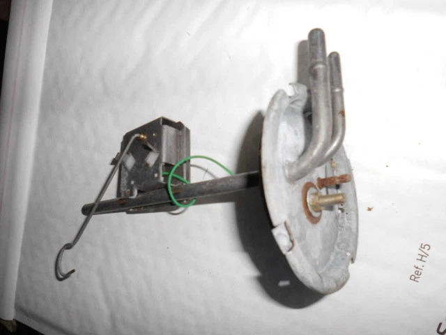 FORD FIESTA MK3 3 FUEL TANK SENDER FLOAT UNIT 89FB 9275 BB N.O.S. £19. ...