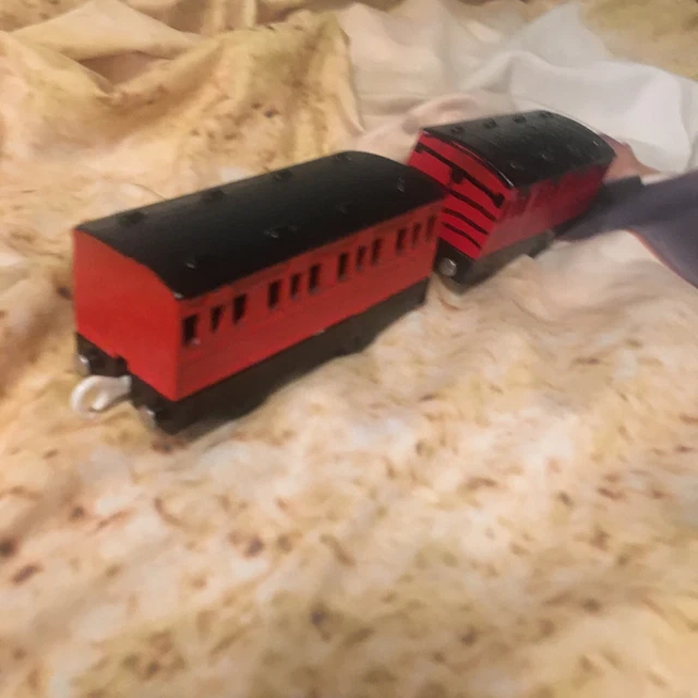 TOMY TRACKMASTER THOMAS and Friends - Custom Furness Railway Coaches ...