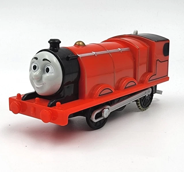 THOMAS & FRIENDS Trackmaster Motorized Train Engine James Red 2013 ...