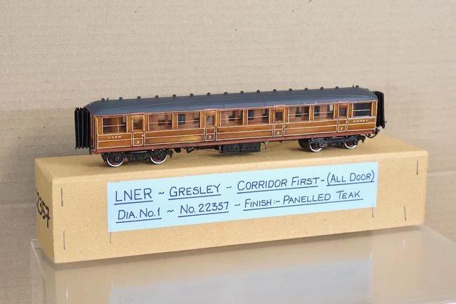 IAN KIRK CHIVERS KIT BUILT LNER 1st CLASS CORRIDOR COACH 22537 ol £124. ...