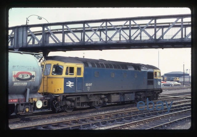ORIGINAL 35MM SLIDE - Class 33/0 - 33017 at Derby w/ tanks - August ...