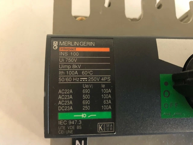 MERLIN GERIN SCHNEIDER INS100 100Amp 4Pole Interpact switch ...
