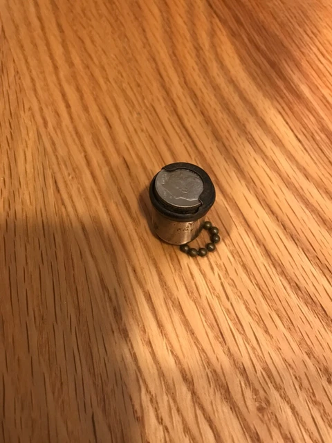 VINTAGE SPRING LOADED Dime Coin Holder with Chain - free postage $7.50 ...