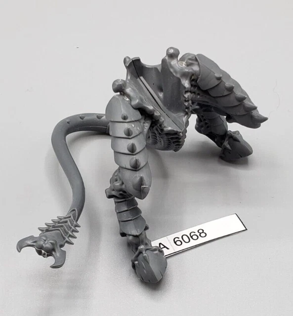 WARHAMMER 40K TYRANID Tyranids Hive Tyrant Legs & Tail Bits A6068 £21. ...