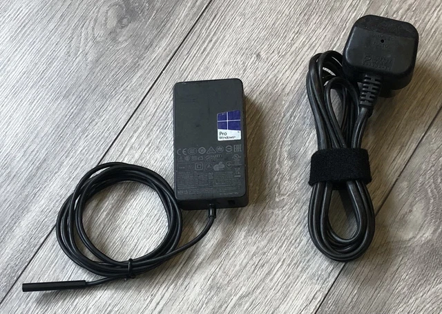 GENUINE WINDOWS MICROSOFT Surface Pro Model 1625 12V 2.58A Charger £16. ...